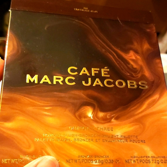 Marc Jacobs | Makeup | Caf Marc Jacobs Omega X Three Powder Blush ...